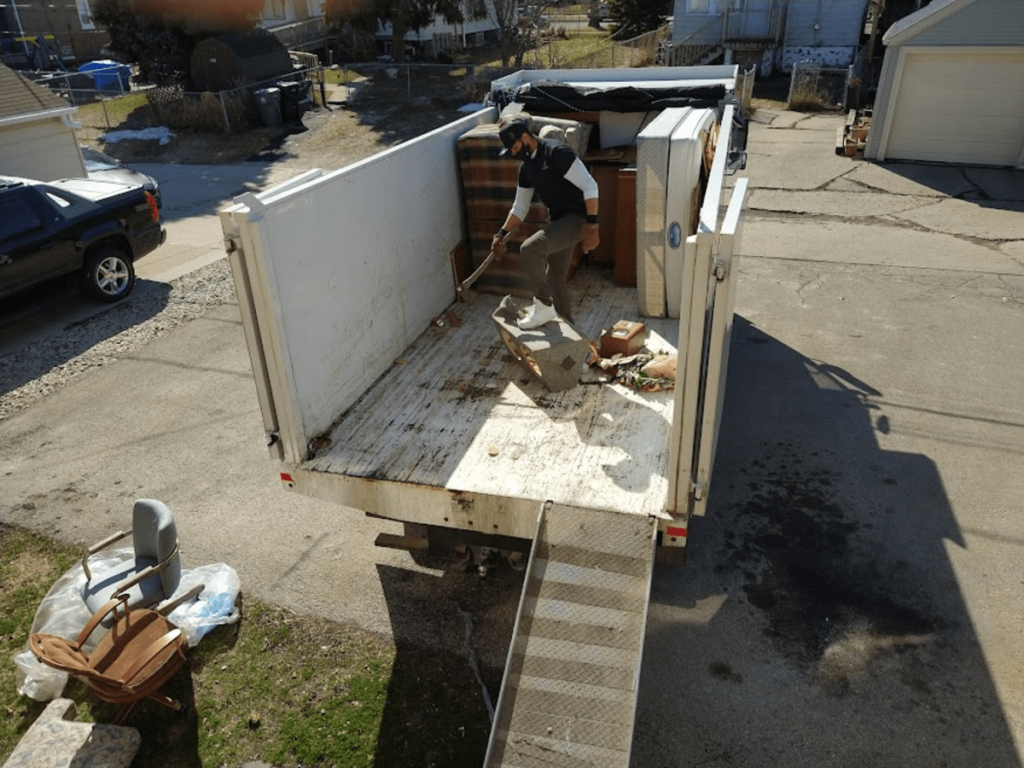 A First-Timer's Guide To Junk Removal Services | Junk Removal And ...